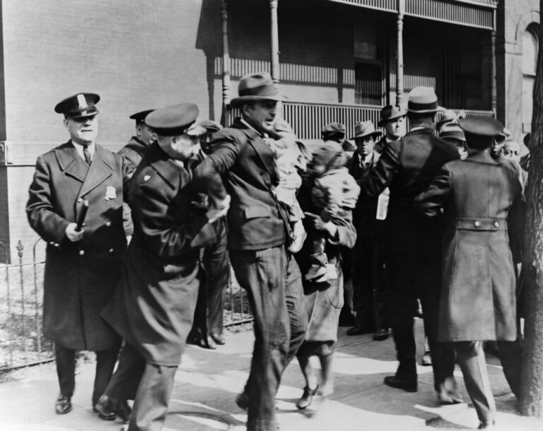 6 Remarkable Stories About the Father of the Atomic Bomb: J. Robert ...