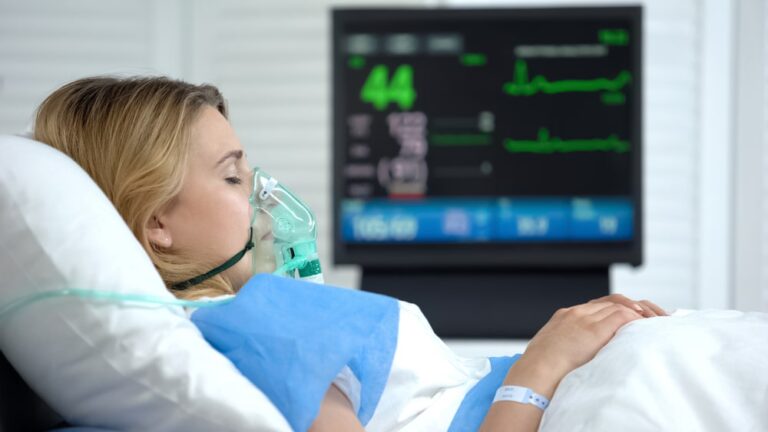 5 Shocking Things That Happen During Coma: See How Your Body Reacts to ...